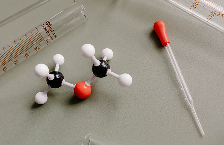 Common drugs: biologics, small molecules and cell and gene Common drugs: biologics, small molecules and cell and gene